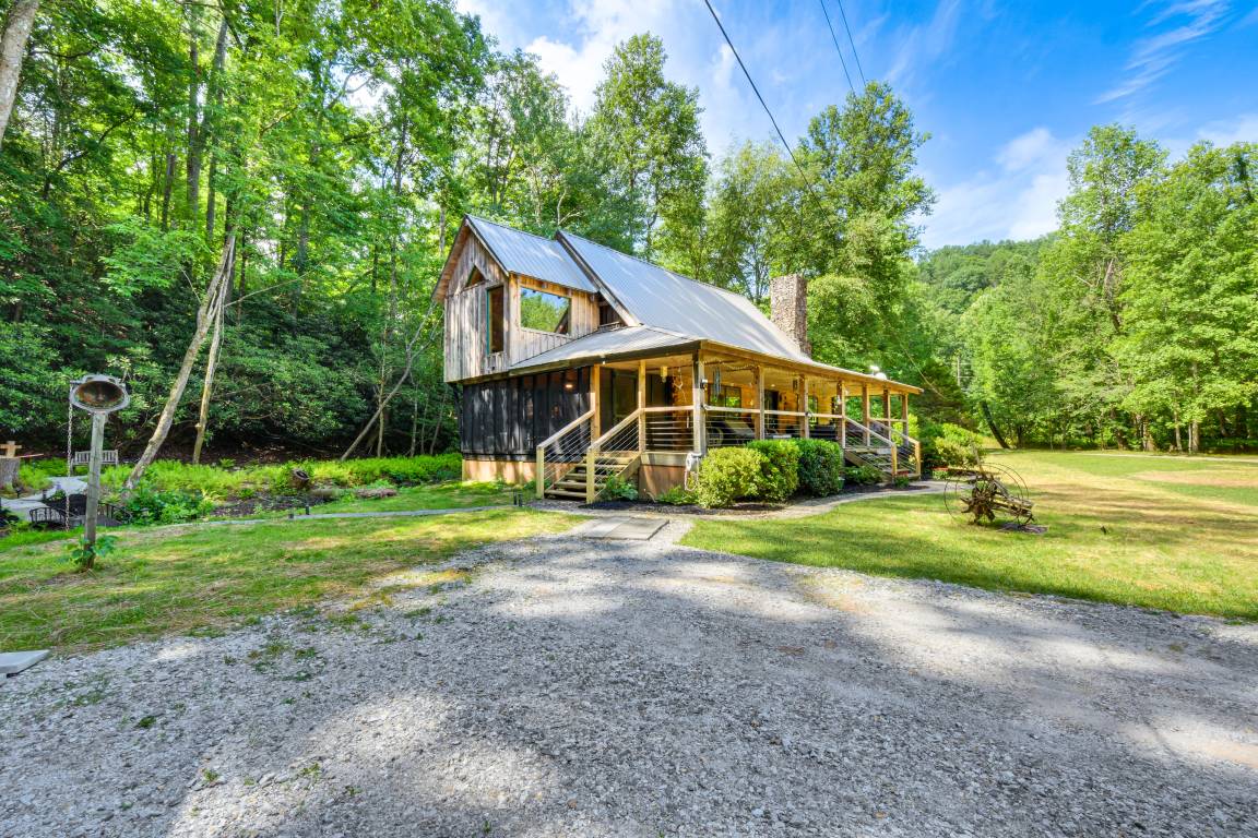160 M² House ∙ 4 Bedrooms ∙ 11 Guests - Smithgall Woods State Park, Helen