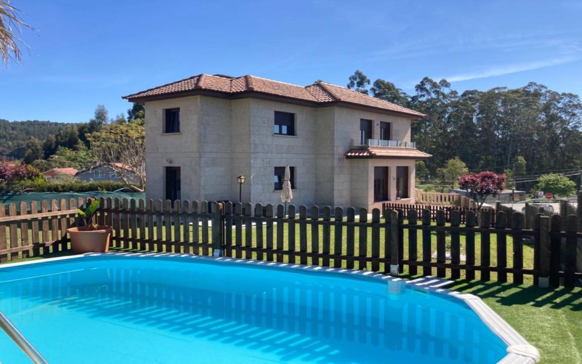 250 M² Villa ∙ 3 Habitaciones ∙ 6 Huéspedes - Gondomar, España