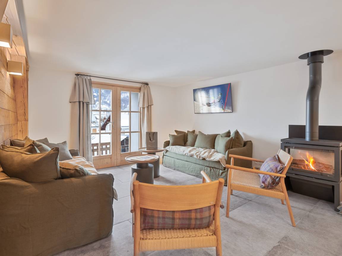 100 M² Appartement ∙ 4 Chambres ∙ 8 Personnes - Névache