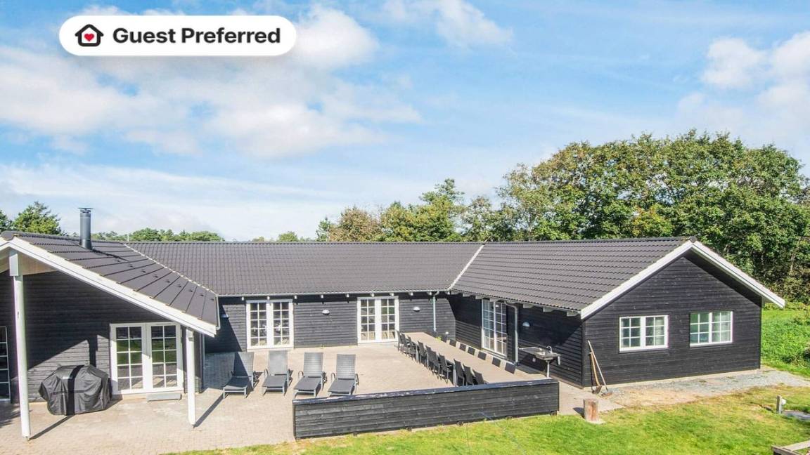 450 M² Maison De Vacances ∙ 9 Chambres ∙ 24 Personnes - Blåvand