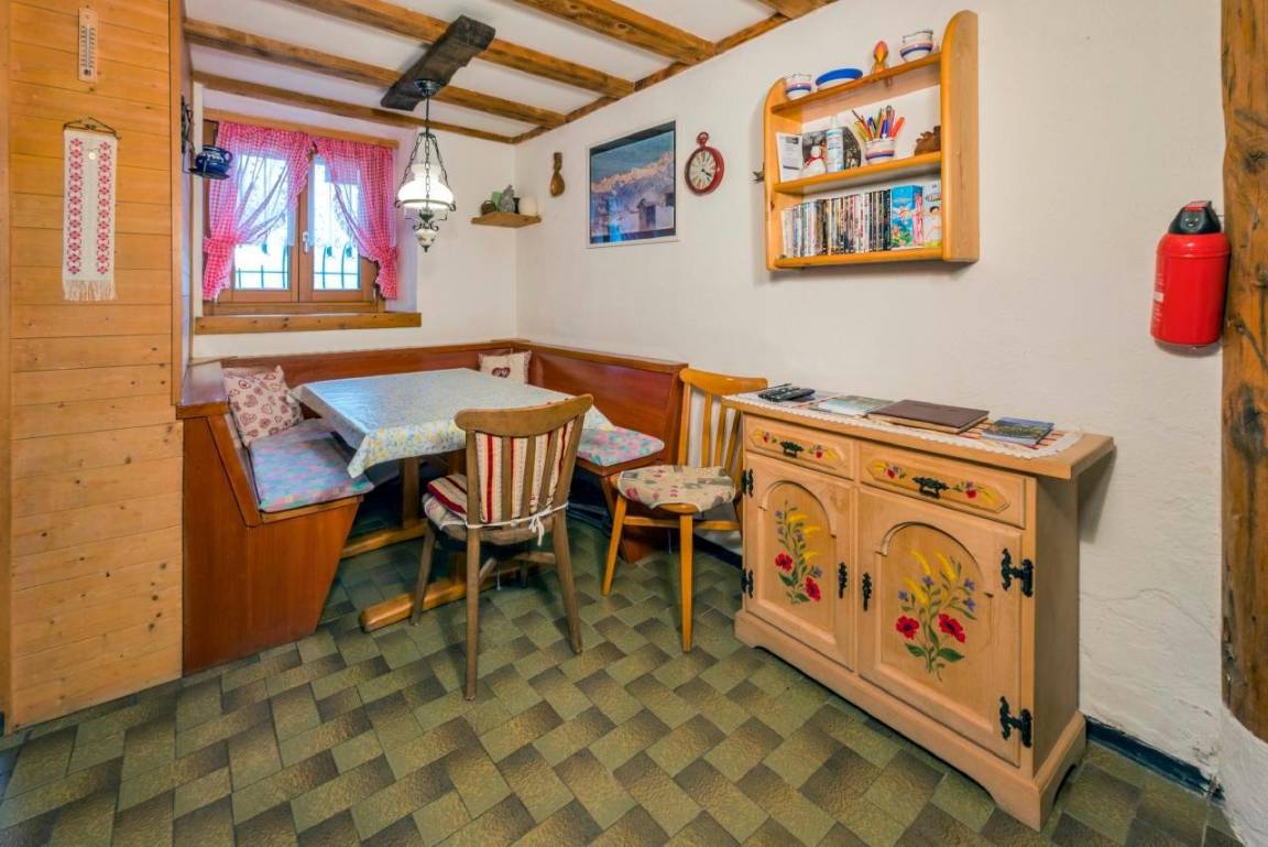 86 M² Ferienhaus ∙ 2 Schlafzimmer ∙ 4 Gäste - Maloja