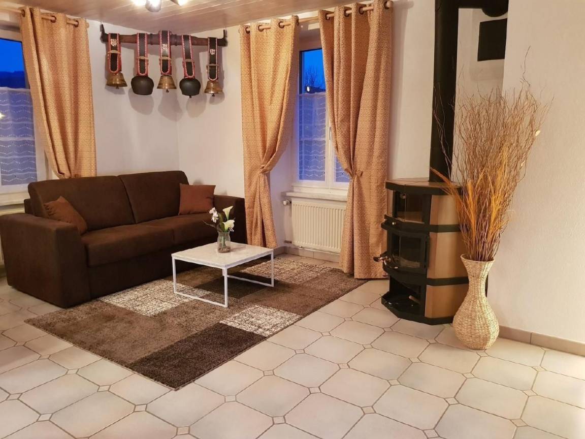 80 M² Appartement ∙ 2 Chambres ∙ 5 Personnes - Canton de Jura