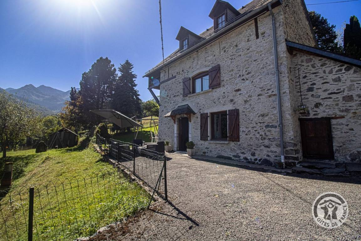 76 M² Gîte ∙ 3 Chambres ∙ 5 Personnes - Hautes-Pyrénées