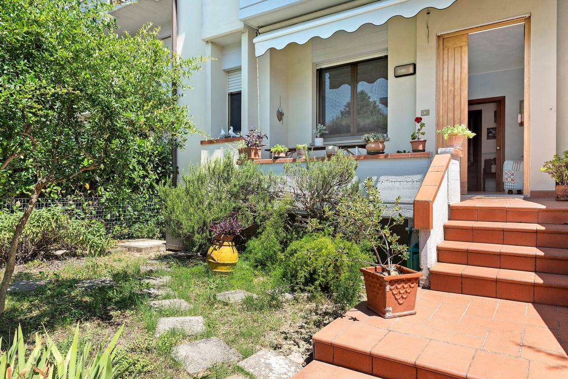 60 M² Appartement ∙ 2 Slaapkamers ∙ 5 Gasten - Empoli