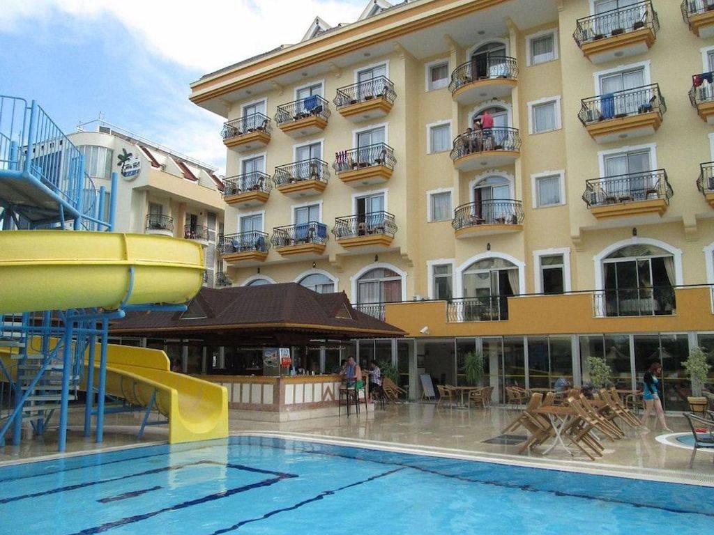 Stella Hotel - Çamyuva