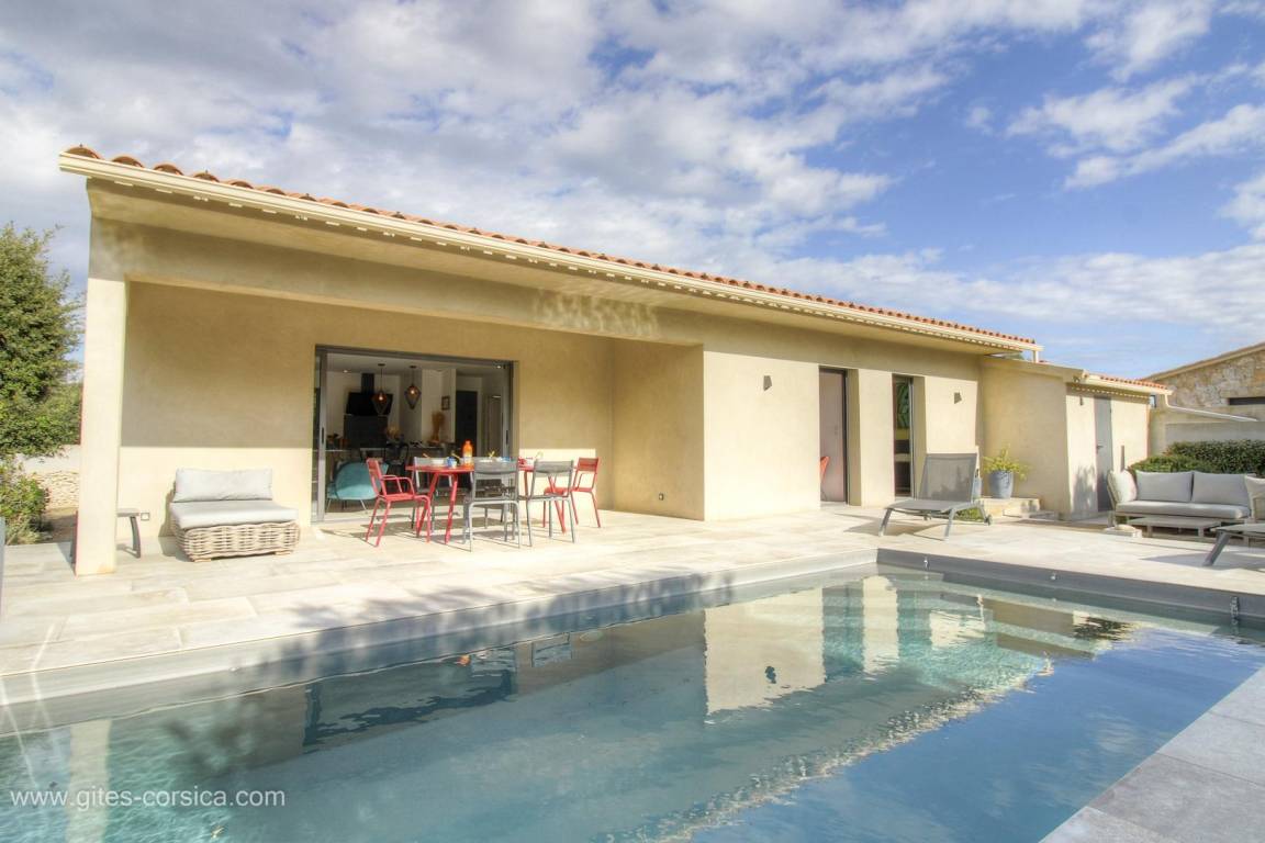 83 M² Gîte ∙ 3 Chambres ∙ 6 Personnes - Bonifacio