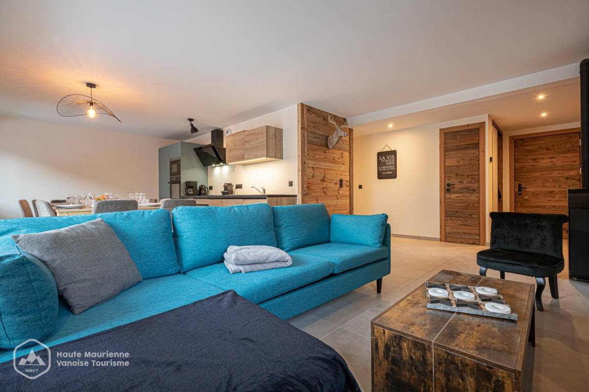 103 M² Gîte ∙ 5 Chambres ∙ 12 Personnes - Lanslevillard