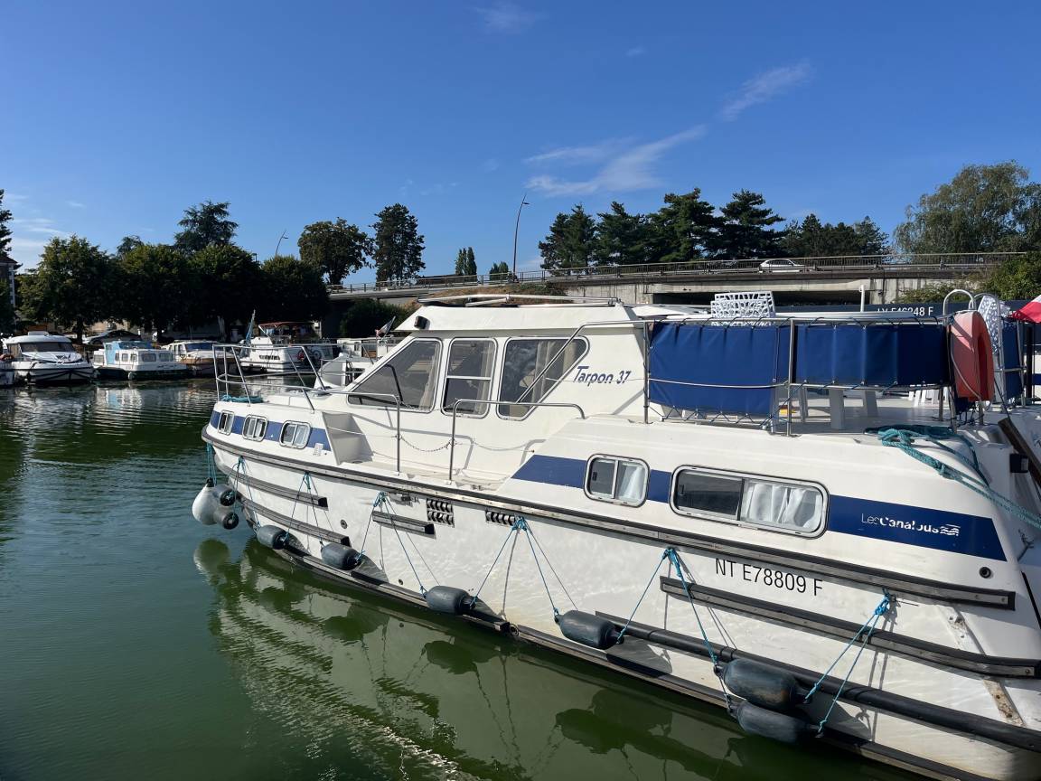 43 M² Péniche ∙ 3 Chambres ∙ 9 Personnes - Gueugnon