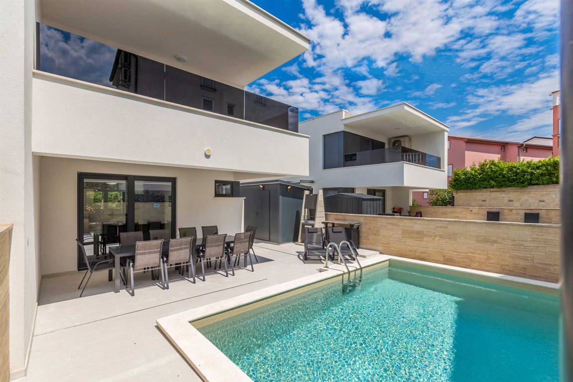 118 M² Villa ∙ 3 Habitaciones ∙ 8 Huéspedes - Malinska