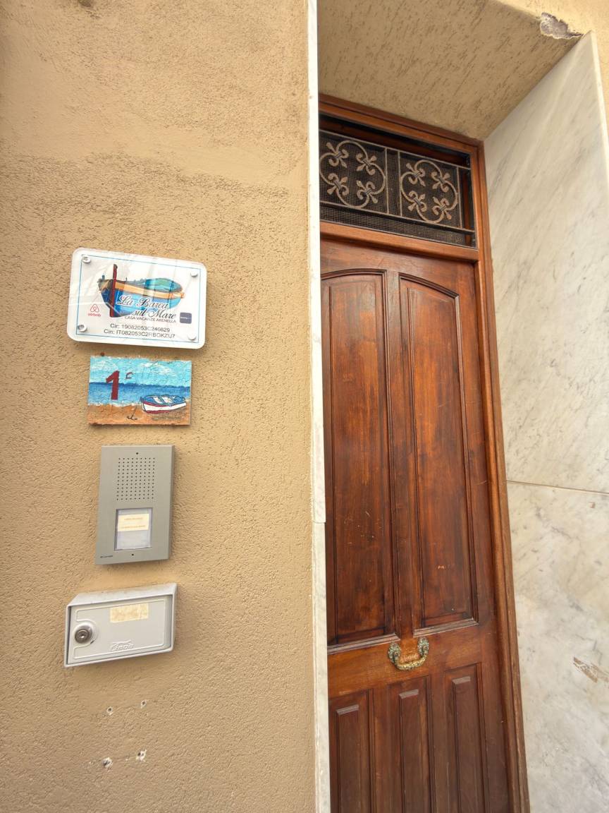 100 M² Talo ∙ 2 Makuuhuonetta ∙ 8 Vierasta - Palermo