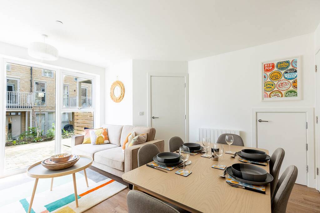 Talo ∙ 2 Makuuhuonetta ∙ 4 Vierasta - Sheffield