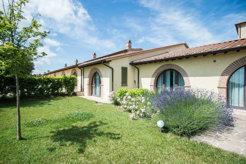 142 M² Chalet ∙ 2 Bedrooms ∙ 4 Guests - Pienza