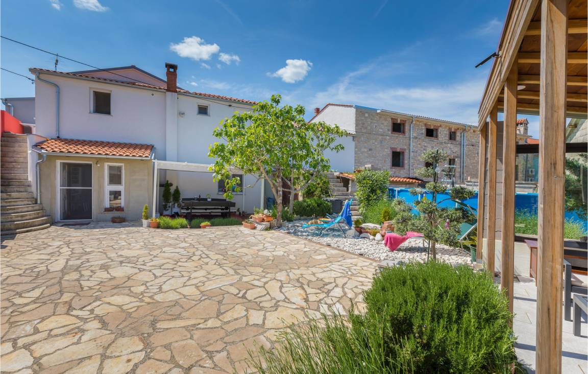 70 M² Apartment ∙ 2 Bedrooms ∙ 4 Guests - Bale