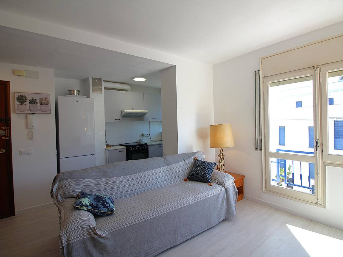 66 M² Appartement ∙ 3 Slaapkamers ∙ 6 Gasten - Llançà