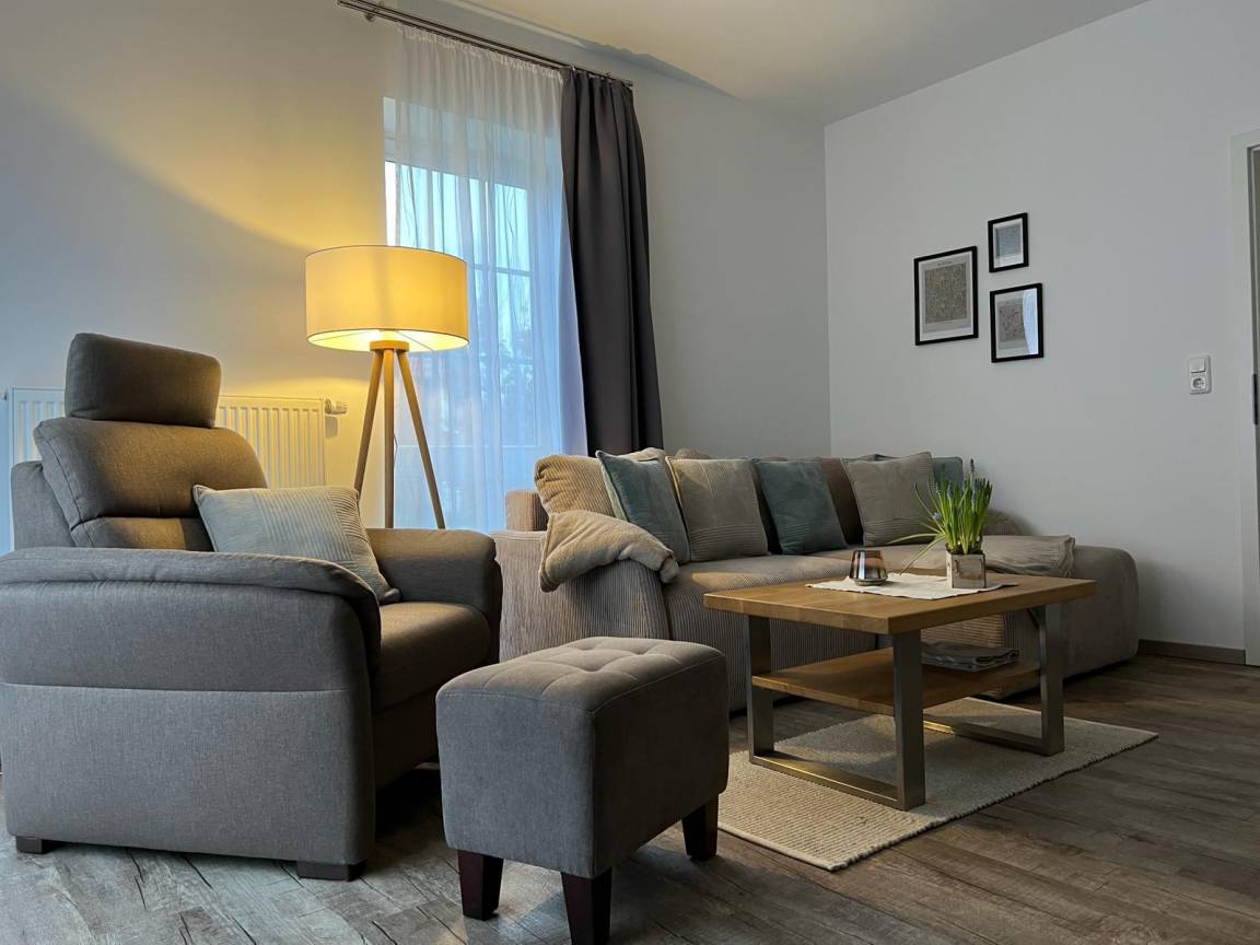65 M² Ferienwohnung ∙ 1 Schlafzimmer ∙ 4 Gäste - Hodenhagen