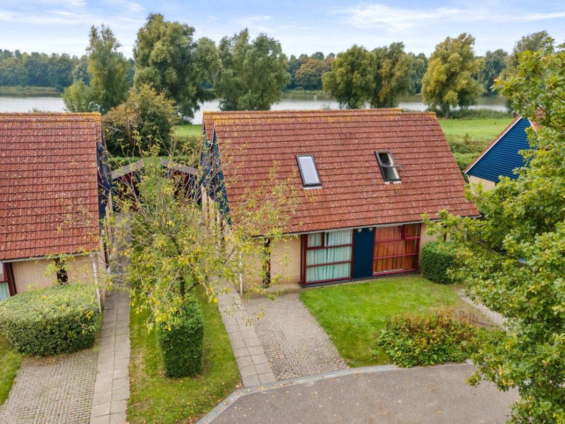 120 M² House ∙ 4 Bedrooms ∙ 8 Guests - Goes