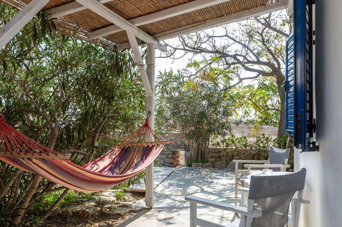 84 M² House ∙ 2 Bedrooms ∙ 5 Guests - Paros