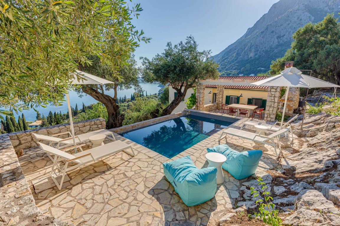 158 M² Villa ∙ 3 Bedrooms ∙ 6 Guests - Kalami