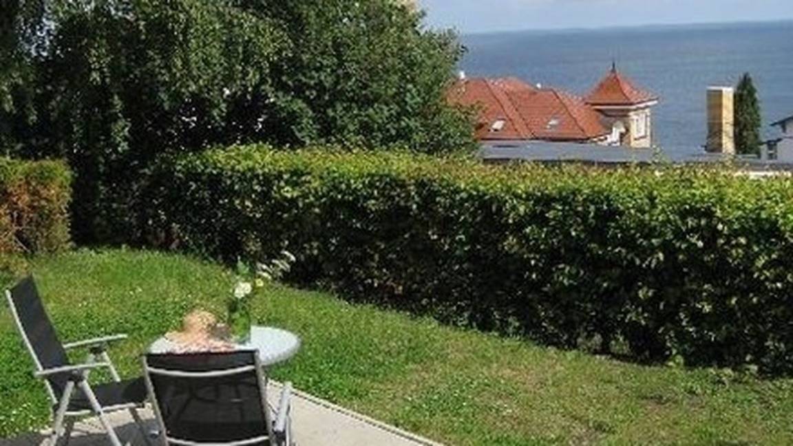 65 M² Ferienhaus ∙ 1 Schlafzimmer ∙ 4 Gäste - Glowe