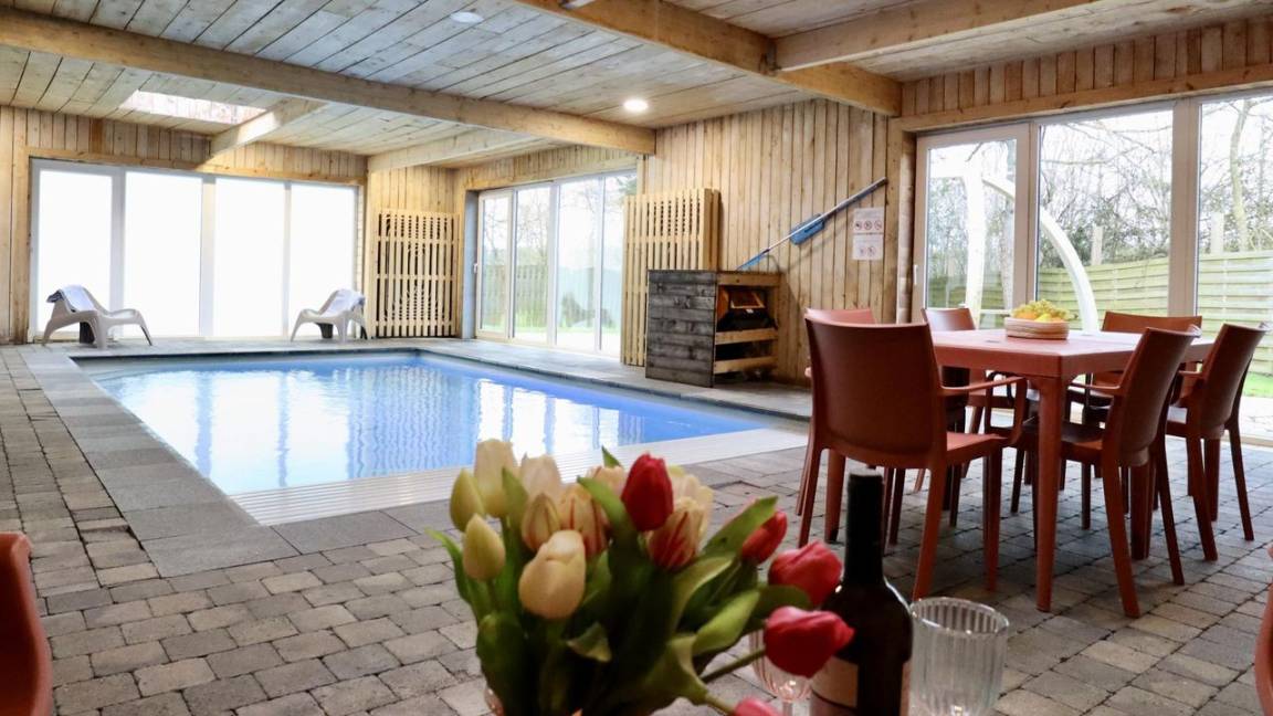 300 M² Ferienhaus ∙ 4 Schlafzimmer ∙ 14 Gäste - Nationalpark Eifel