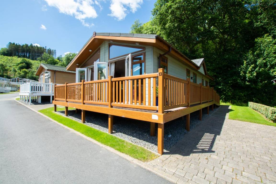 Lodge ∙ 2 Bedrooms ∙ 4 Guests - Tenby