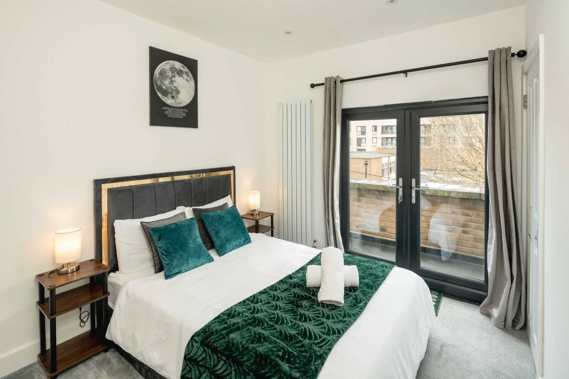 130 M² House ∙ 3 Bedrooms ∙ 7 Guests - London