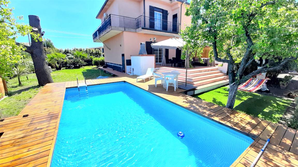 180 M² Villa Vacanza ∙ 3 Camere Da Letto ∙ 7 Ospiti - Aci Castello