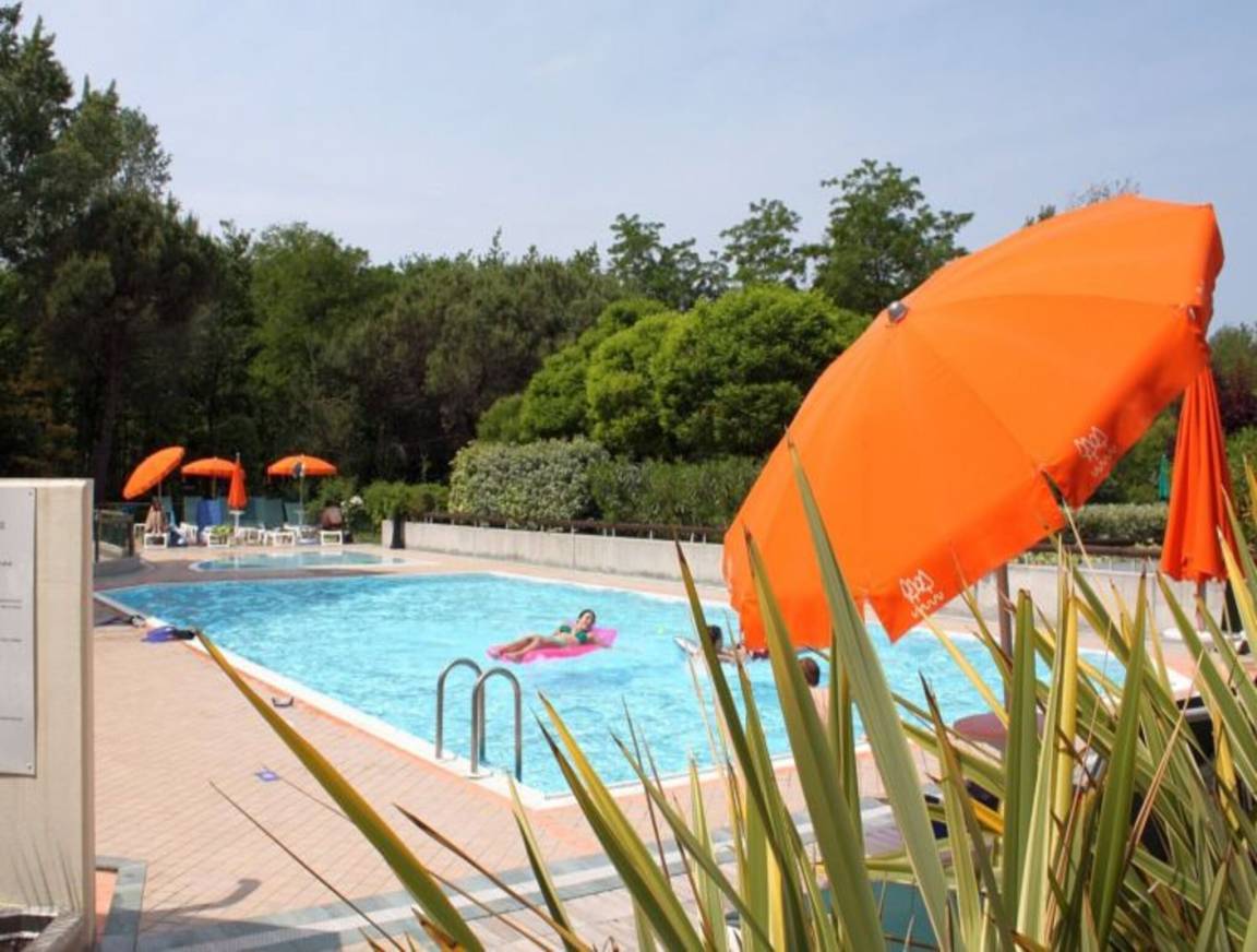 70 M² Apartment ∙ 3 Bedrooms ∙ 7 Guests - Bibione