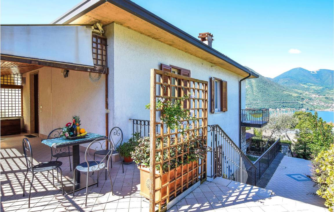 60 M² Ferienwohnung ∙ 1 Schlafzimmer ∙ 5 Gäste - Iseo