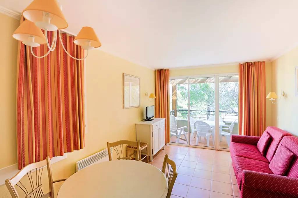 25 M² Appartement ∙ 1 Chambre ∙ 4 Personnes - Pélissanne