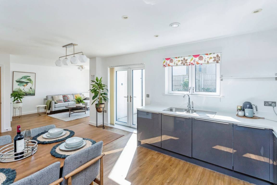 131 M² Casa ∙ 4 Habitaciones ∙ 4 Huéspedes - Milton Keynes