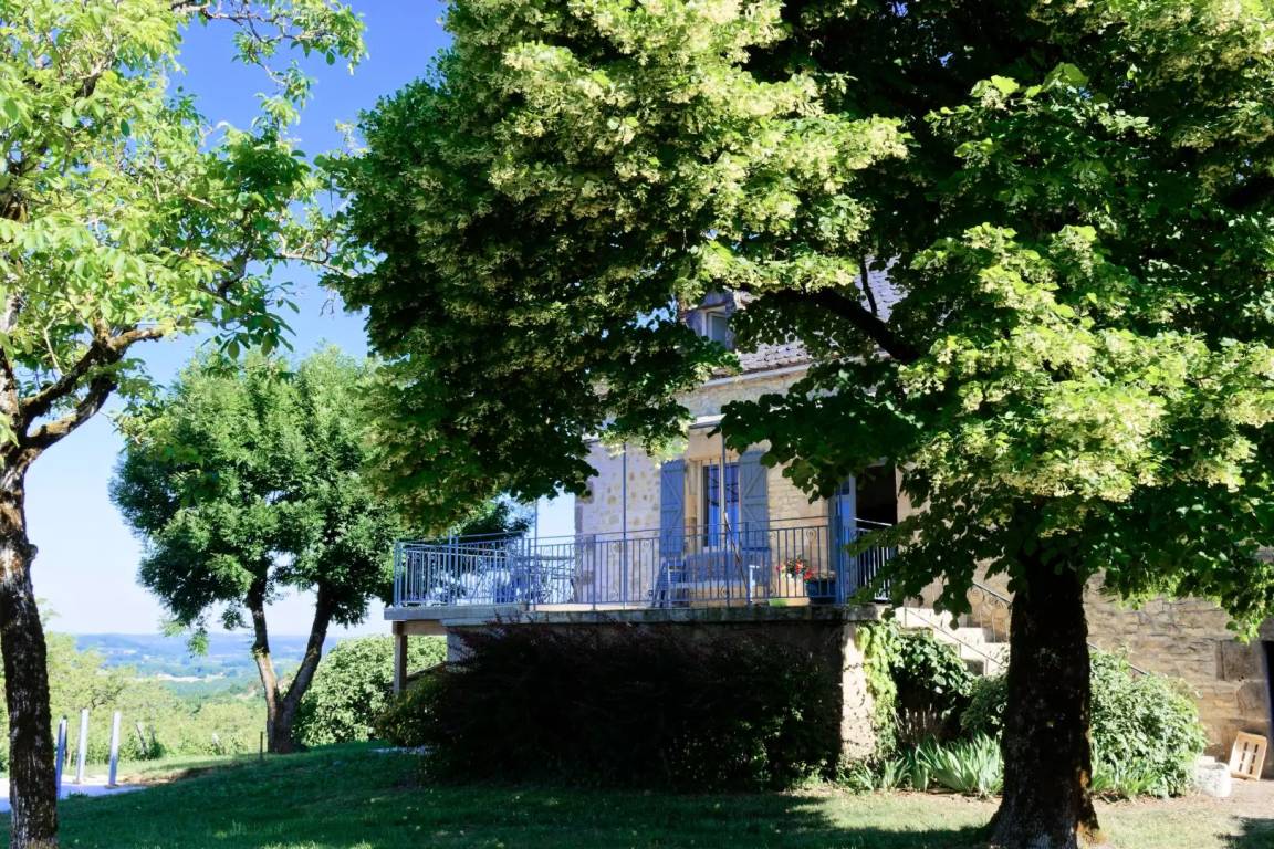 120 M² House ∙ 4 Bedrooms ∙ 10 Guests - Carennac