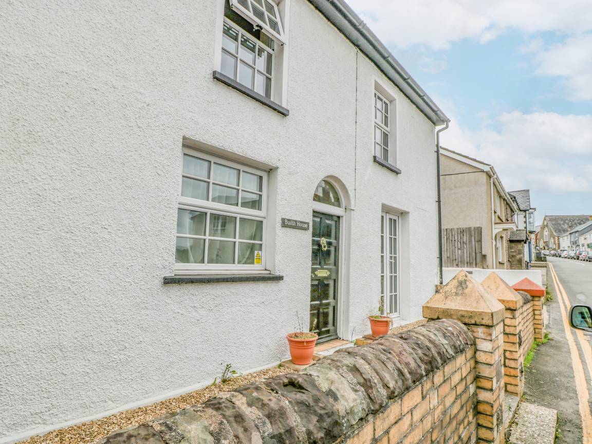 Cottage ∙ 2 Bedrooms ∙ 4 Guests - Crickhowell