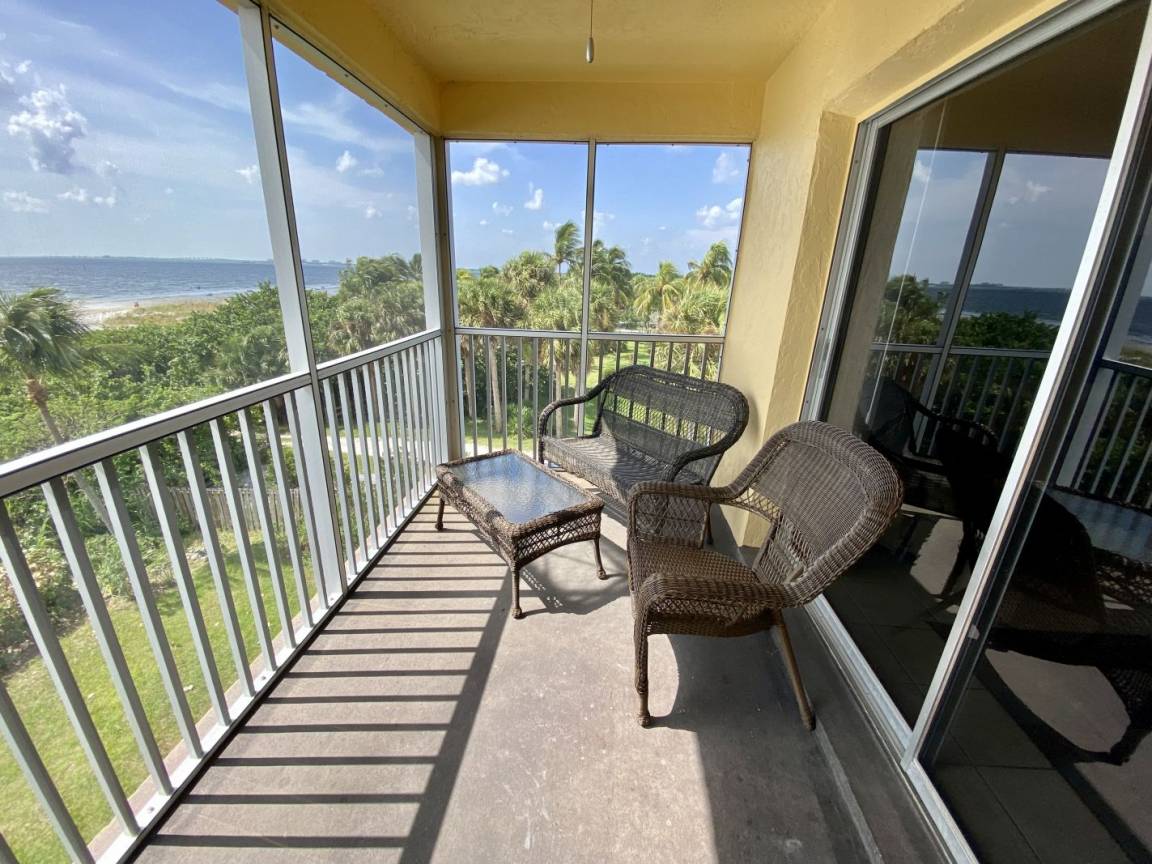 92 M² Apartment ∙ 2 Bedrooms ∙ 8 Guests - Fort Myers Beach, FL