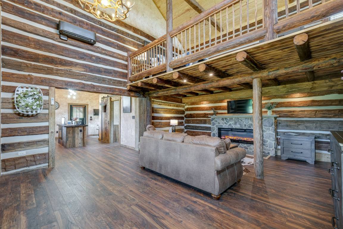 102 M² House ∙ 1 Bedroom ∙ 2 Guests - Bedford, VA