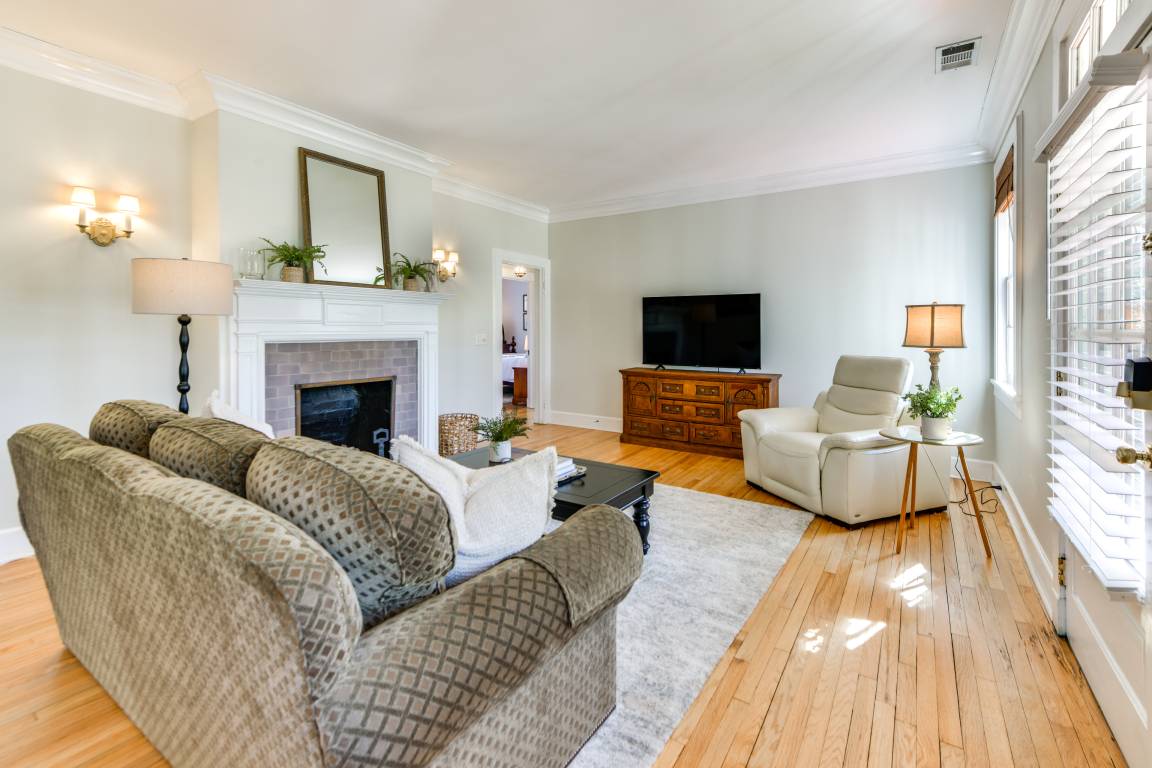 143 M² House ∙ 3 Bedrooms ∙ 6 Guests - Columbus, GA