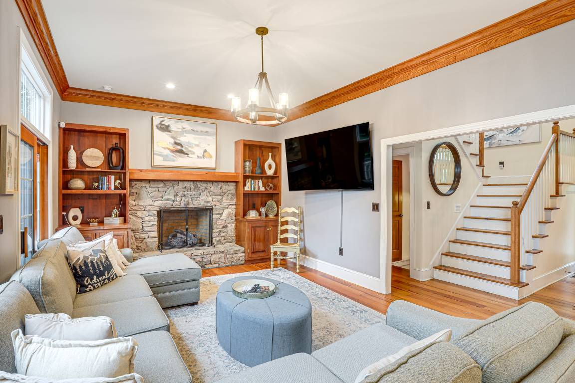 362 M² House ∙ 5 Bedrooms ∙ 14 Guests - Boone, NC