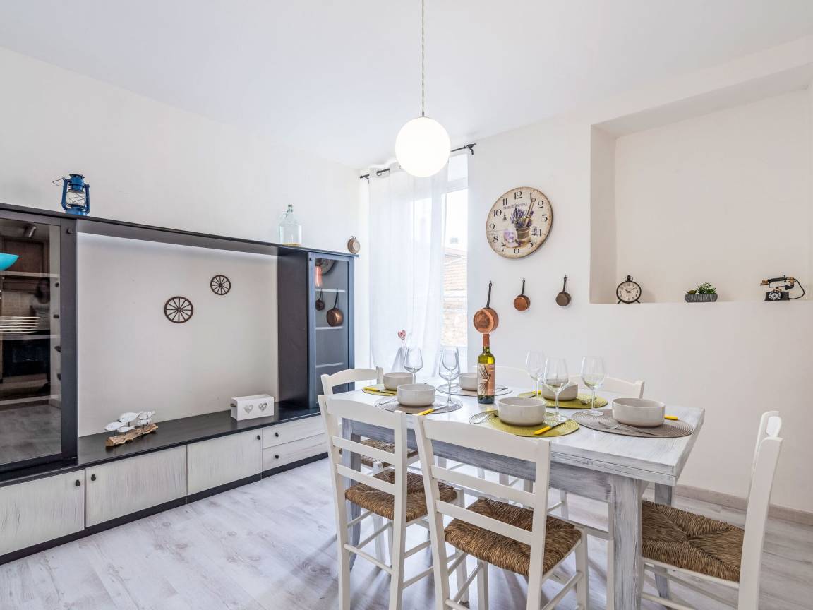 90 M² Appartamento ∙ 2 Camere Da Letto ∙ 6 Ospiti - Dolcedo
