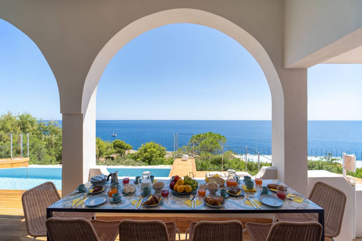 250 M² Villa ∙ 5 Bedrooms ∙ 10 Guests - Syracuse