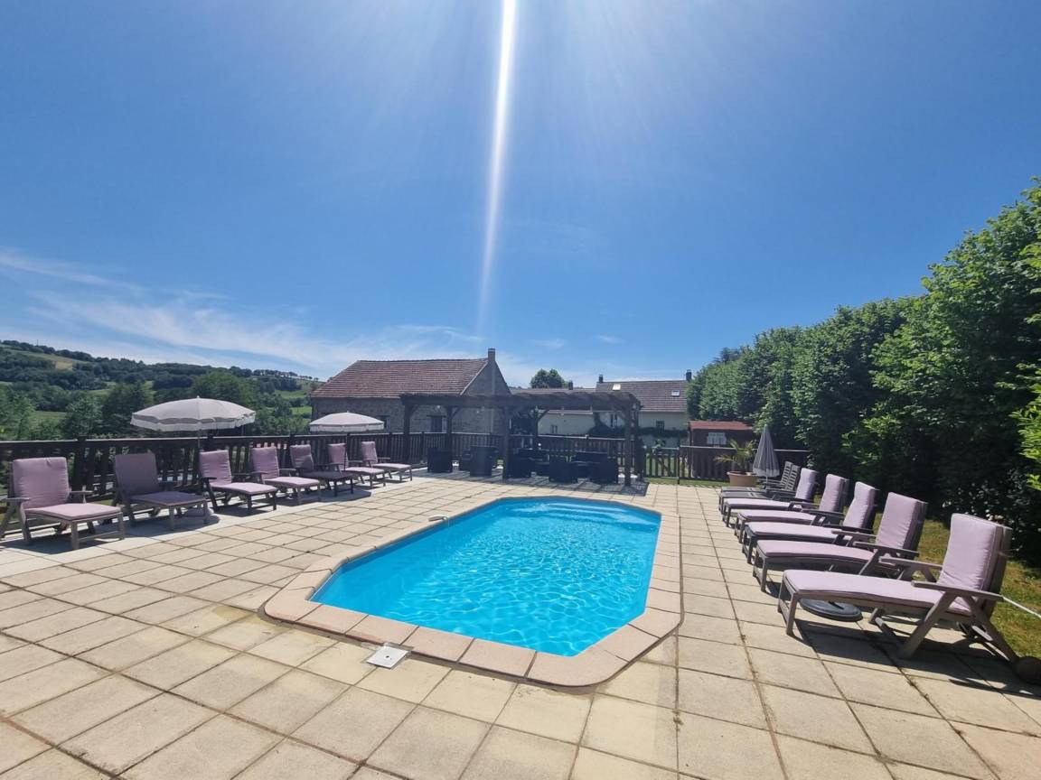 162 M² Maison De Vacances ∙ 4 Chambres ∙ 12 Personnes - Guéret