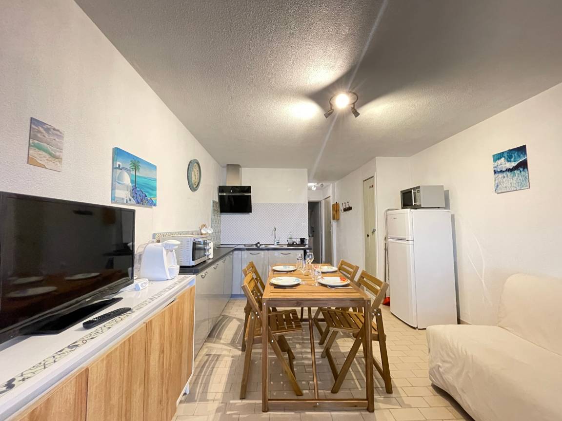 28 M² Ferienwohnung ∙ 1 Schlafzimmer ∙ 4 Gäste - Mèze