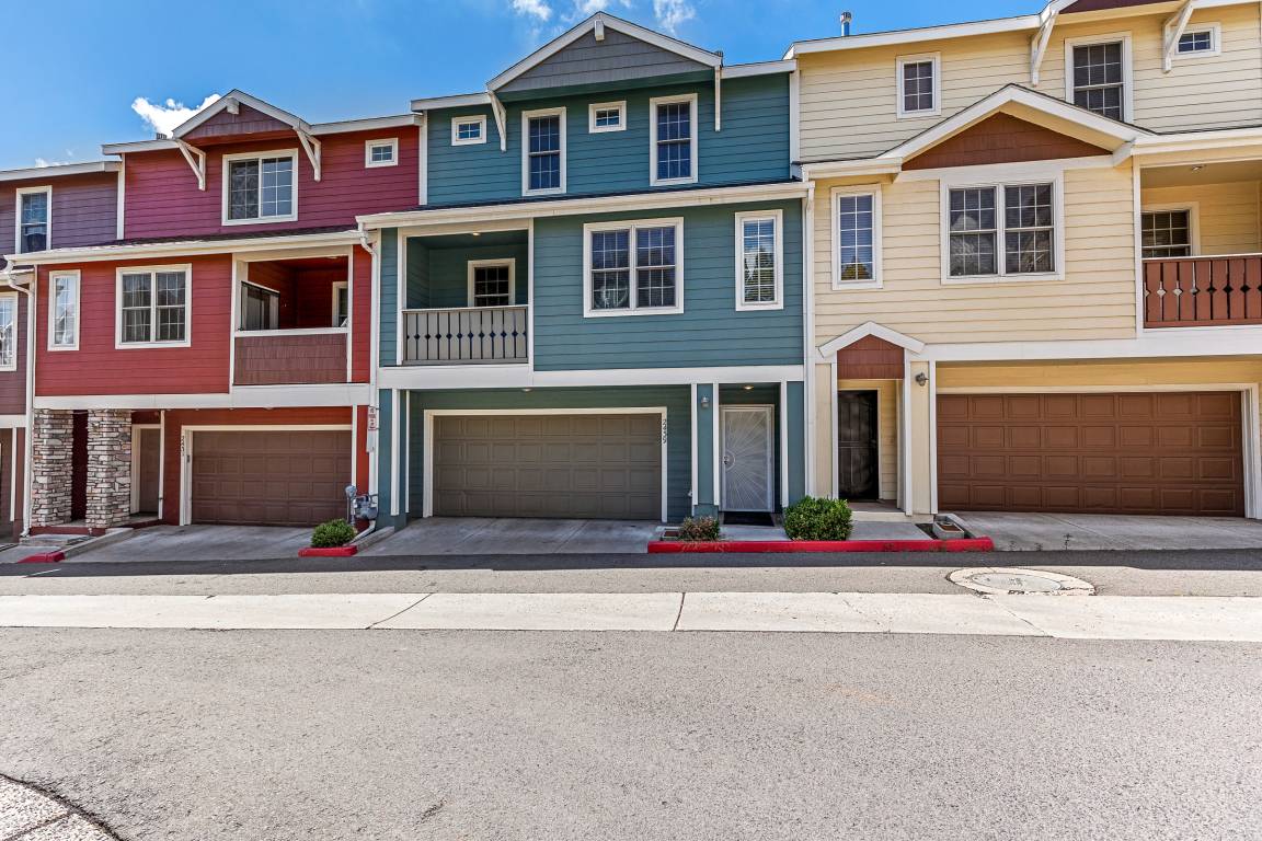 House ∙ 3 Bedrooms ∙ 8 Guests - Flagstaff, AZ