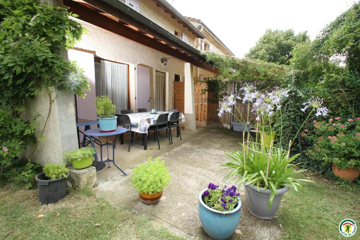 98 M² Gîte ∙ 3 Bedrooms ∙ 6 Guests - Crest