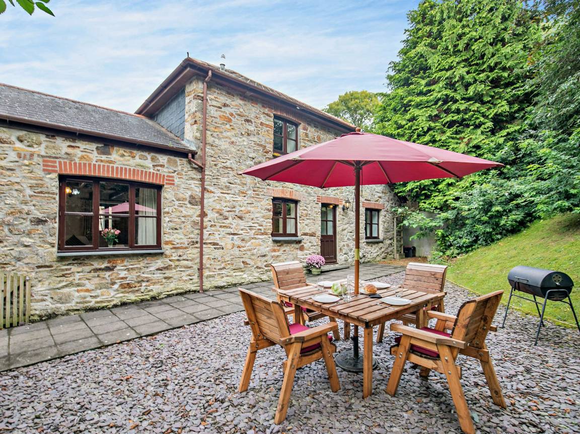 Cottage ∙ 2 Bedrooms ∙ 4 Guests - St Austell