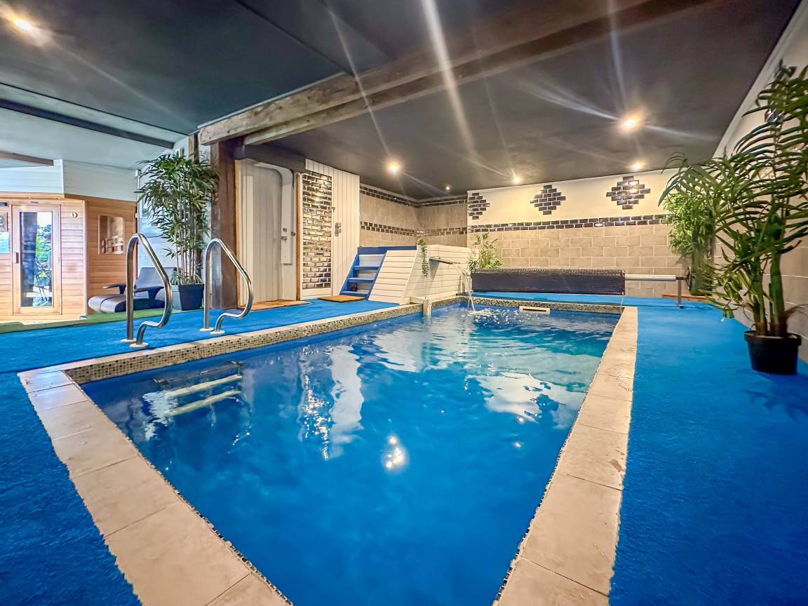 200 M² Maison De Vacances ∙ 5 Chambres ∙ 10 Personnes - Ducey