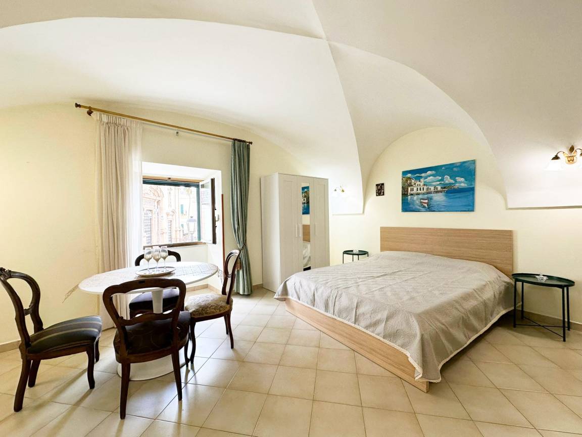 69 M² Apartamento ∙ 2 Habitaciones ∙ 4 Huéspedes - Sciacca