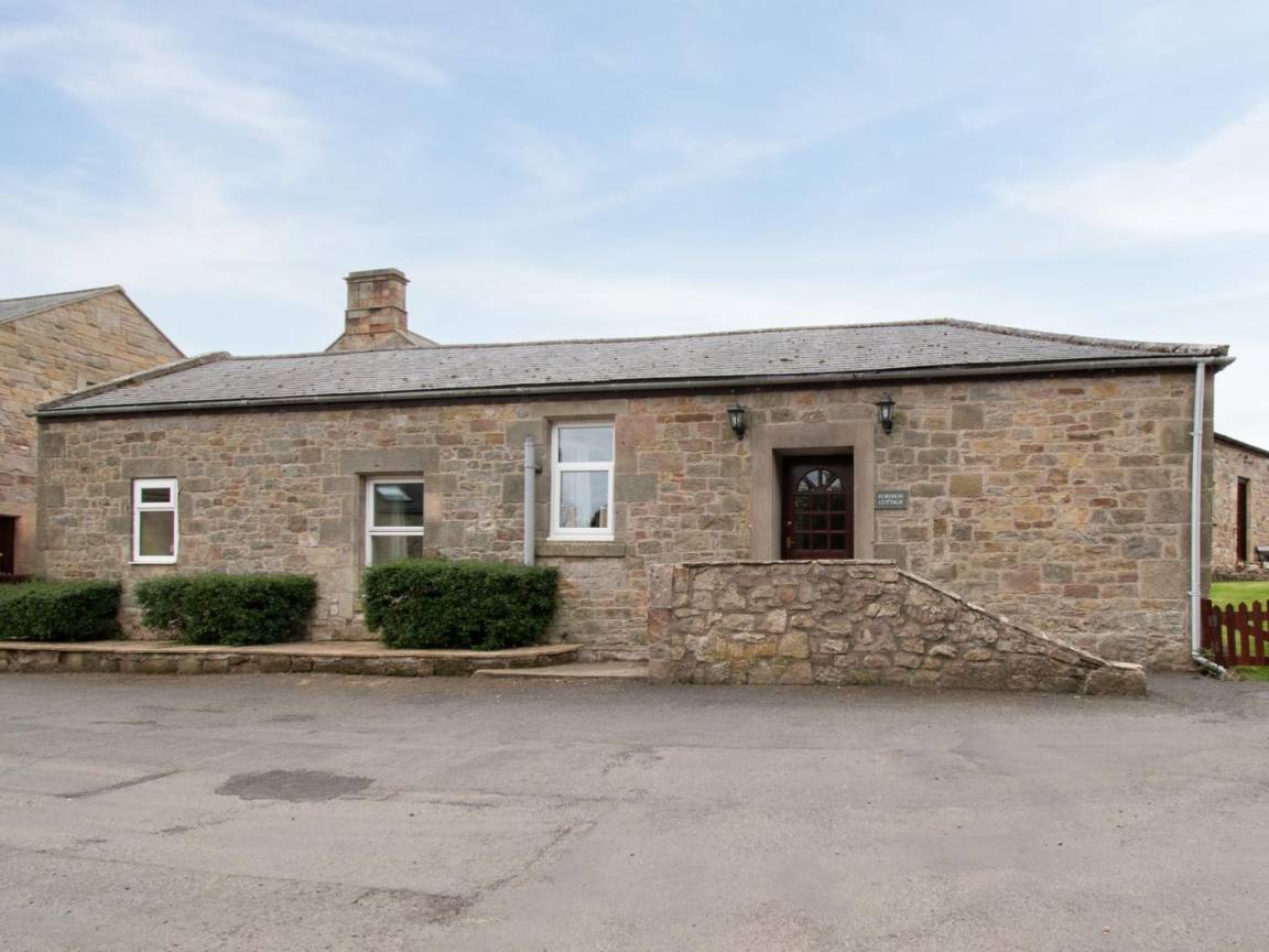 House ∙ 3 Bedrooms ∙ 6 Guests - Seahouses