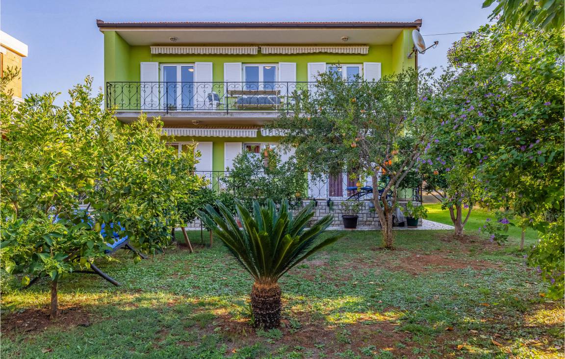 71 M² Appartement ∙ 3 Slaapkamers ∙ 6 Gasten - Medulin