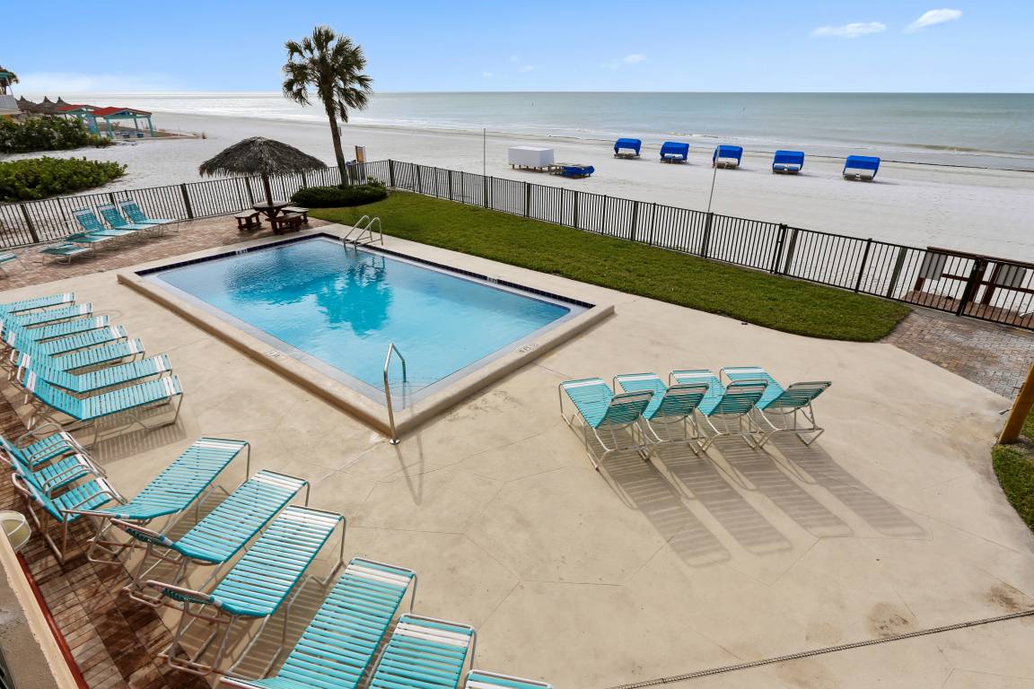 121 M² Condomínio ∙ 3 Quartos ∙ 6 Hóspedes - North Redington Beach, FL