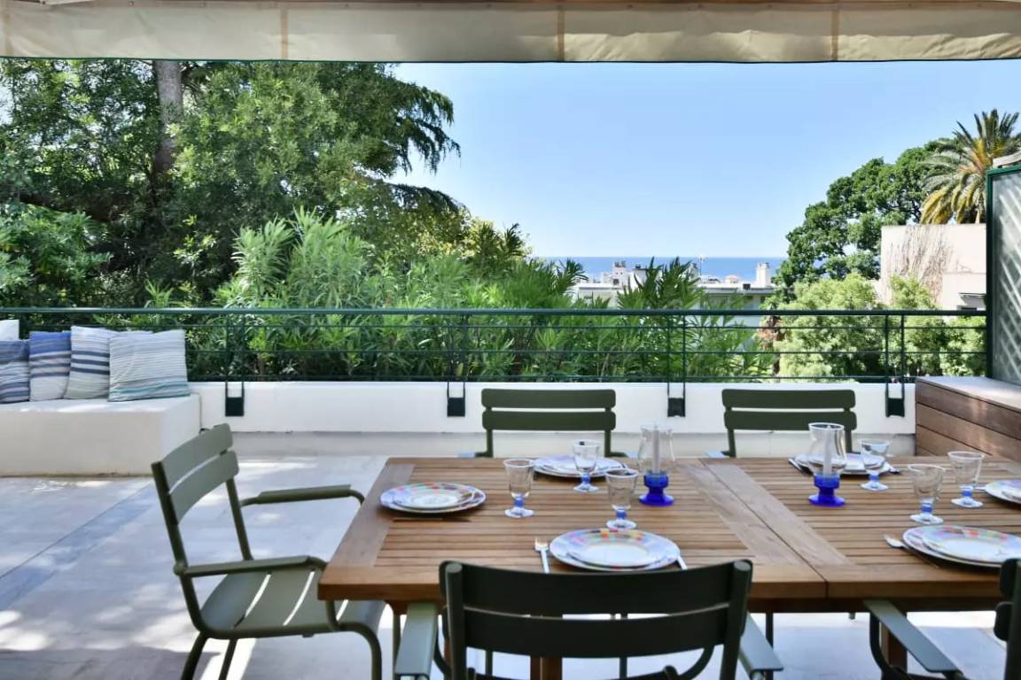 120 M² Apartment ∙ 3 Bedrooms ∙ 6 Guests - Cannes